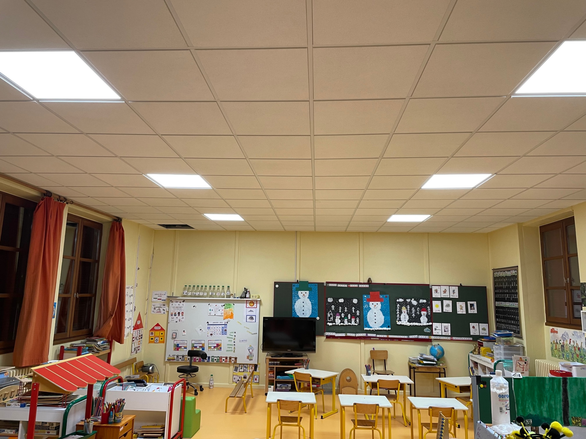 A L'école les Leds remplacent les néons